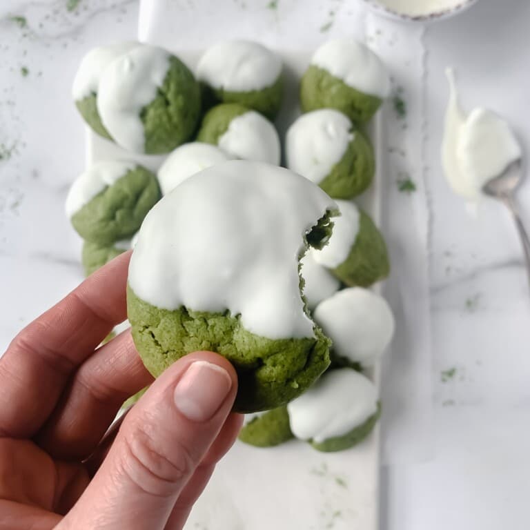 Matcha and White Chocolate Cookies